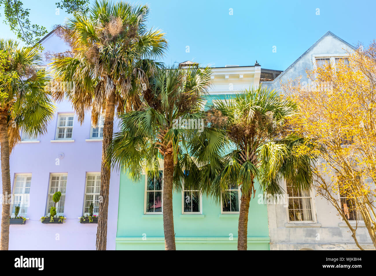 Rainbow row charleston south carolina hi-res stock photography and ...