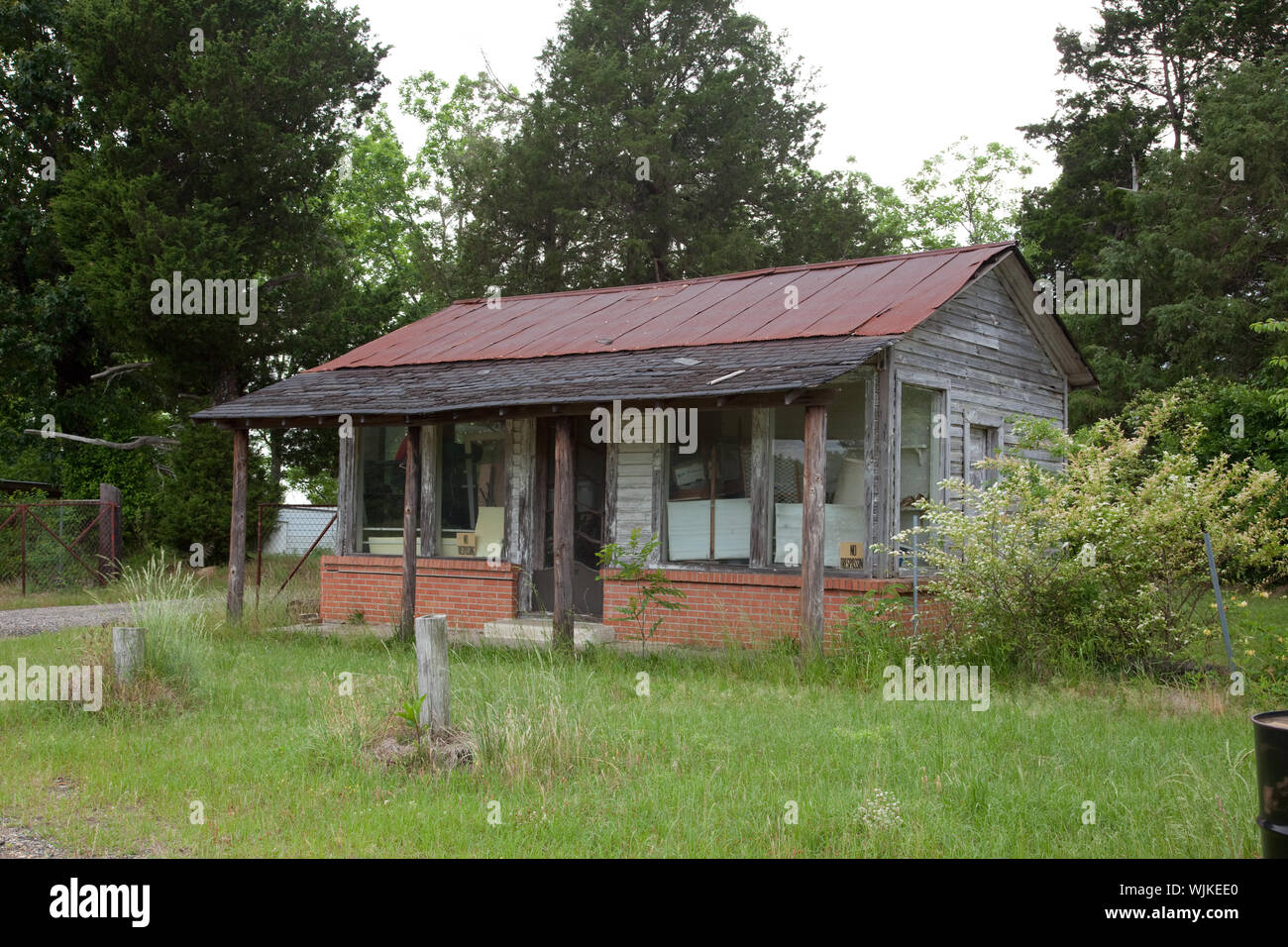 Historic building in rural Alabama Stock Photo - Alamy