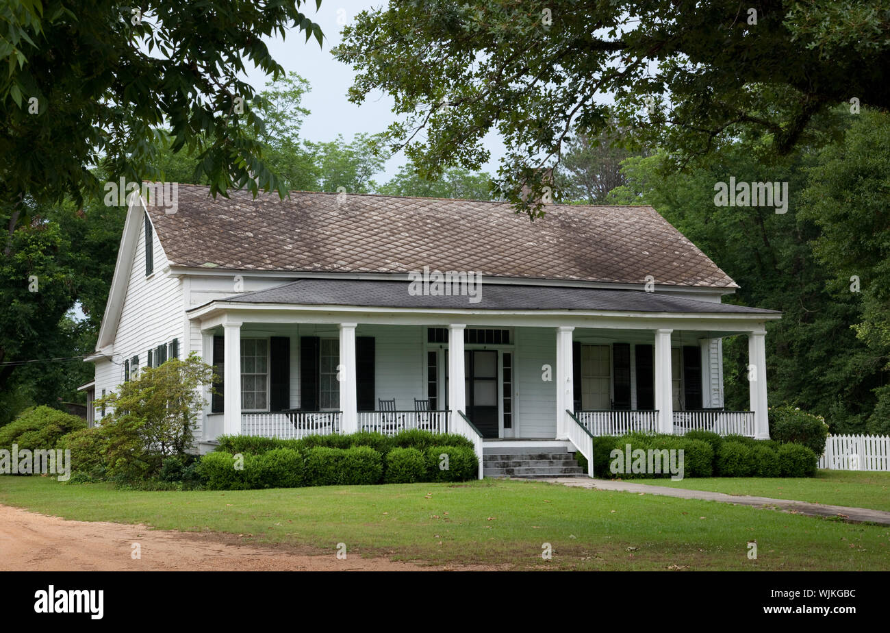 Historic buildings in Camden, Alabama Stock Photo - Alamy