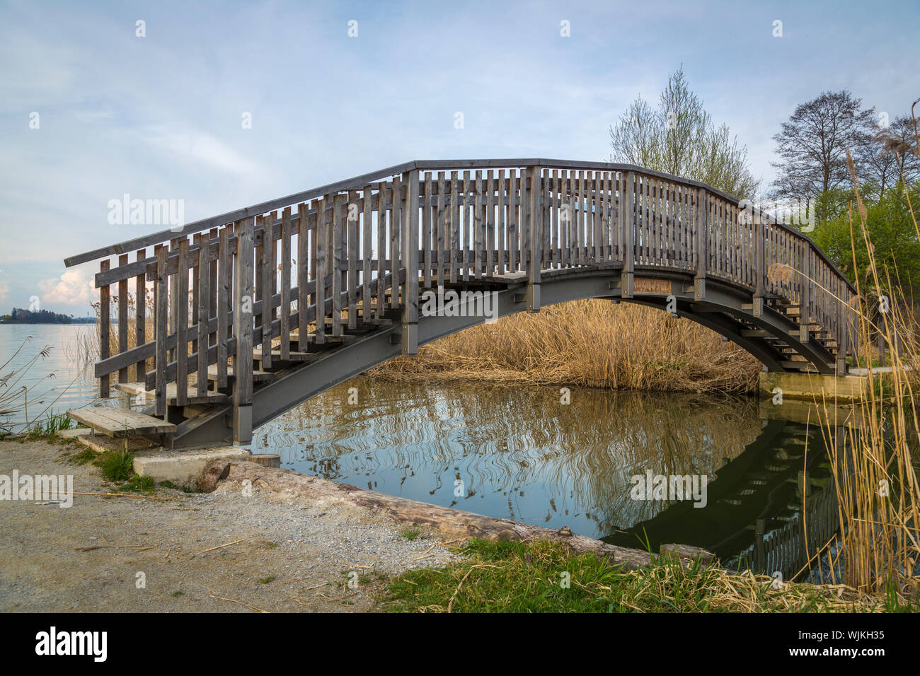 Wandern am Obertrumer See im Flachgau, Salzburg Stock Photo - Alamy