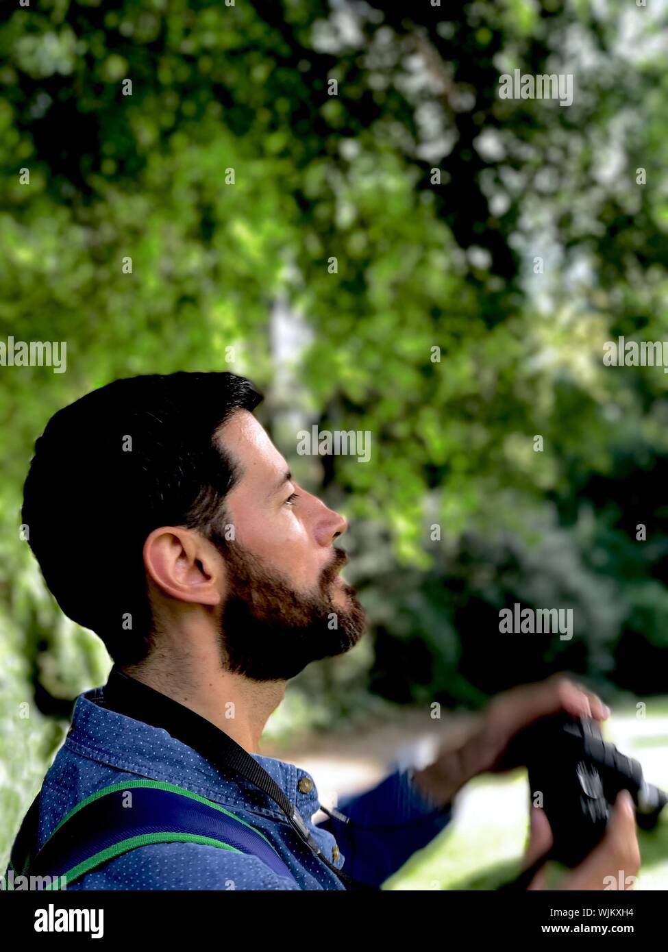 Bearded camera hi-res stock photography and images - Alamy