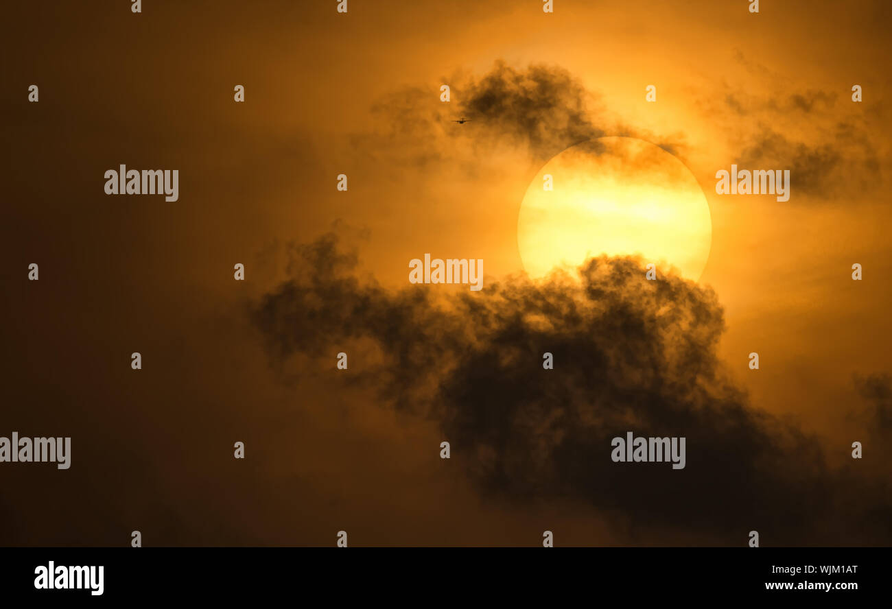 Malaysia sun orange tree cloud clouds hi-res stock photography and ... Malaysia sun orange tree cloud clouds hi-res stock photography and ...