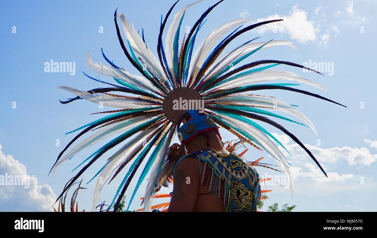 Aztec costume hi-res stock photography and images - Alamy