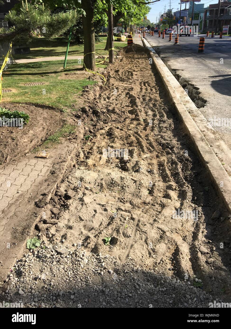 Sidewalk under construction hi-res stock photography and images - Alamy