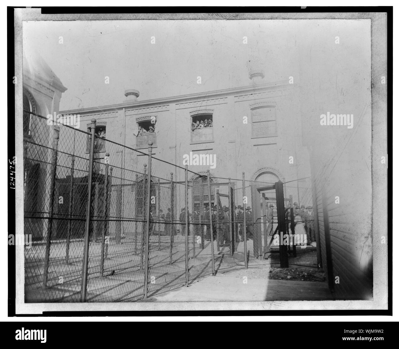 Observation procedures Black and White Stock Photos & Images - Alamy