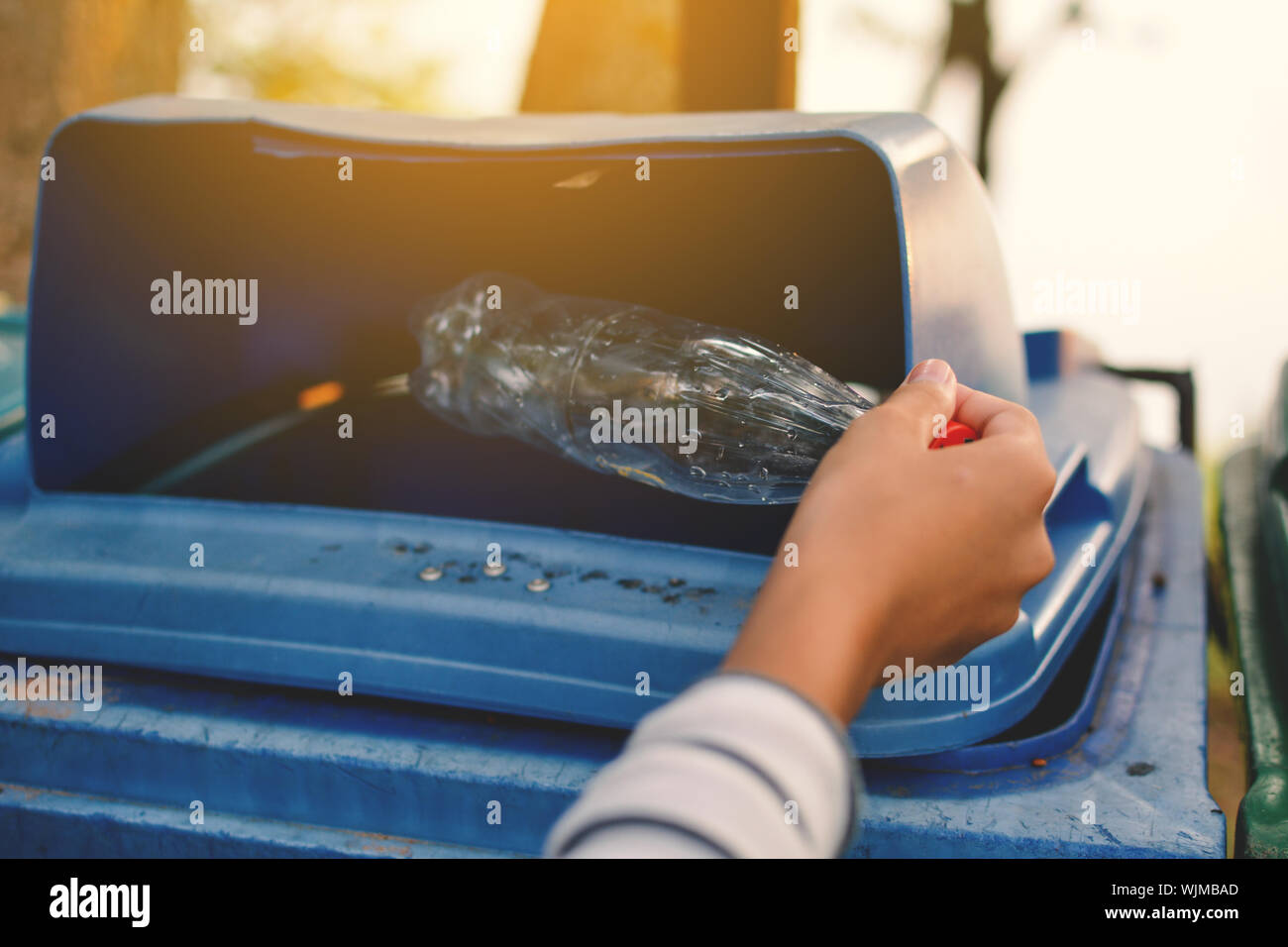 Throwing plastic bottle hi-res stock photography and images - Alamy