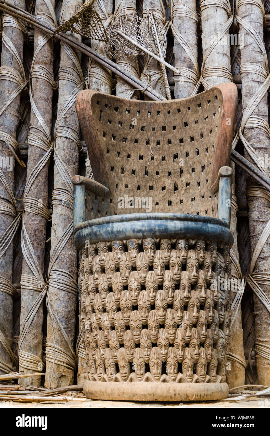 Africa Bafut Cameroon Fons Palace High Resolution Stock Photography and ...