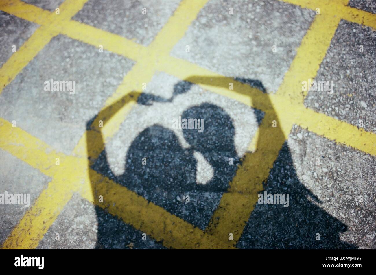 Human shape shadow hi-res stock photography and images - Alamy