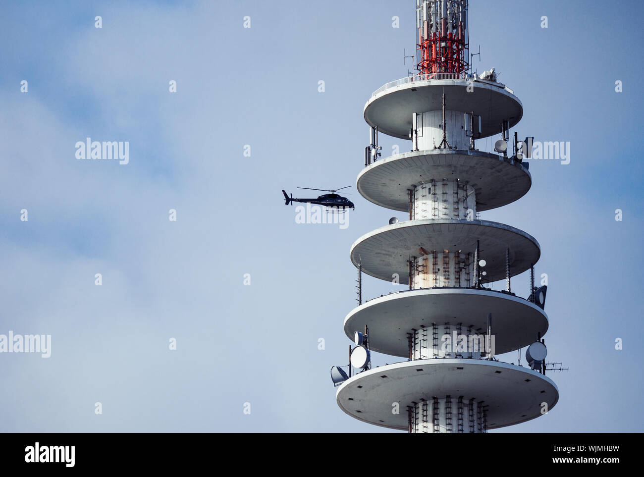Flying air hi-res stock photography and images - Alamy