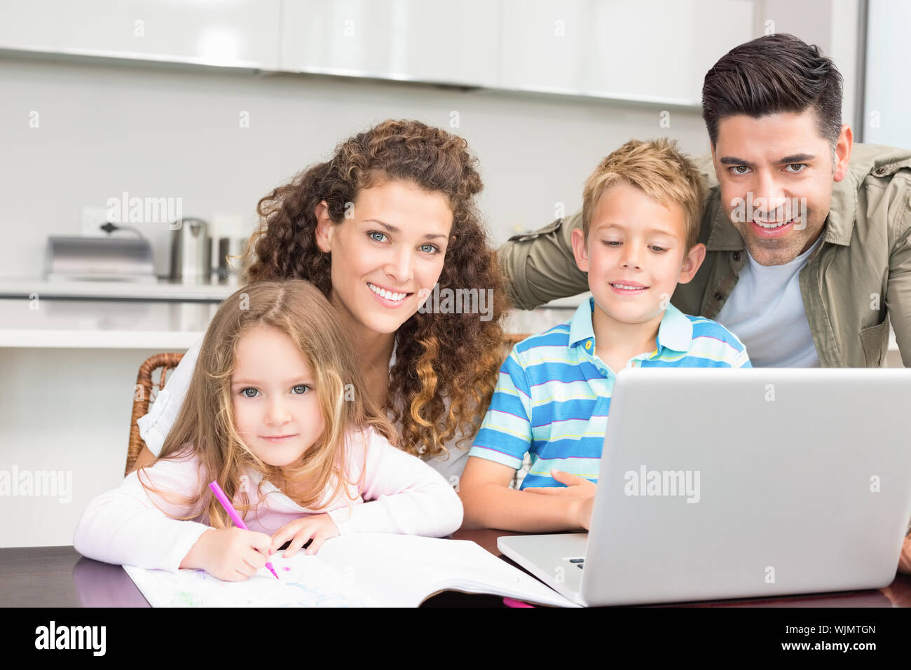 Girl looking colouring book hi-res stock photography and images - Alamy