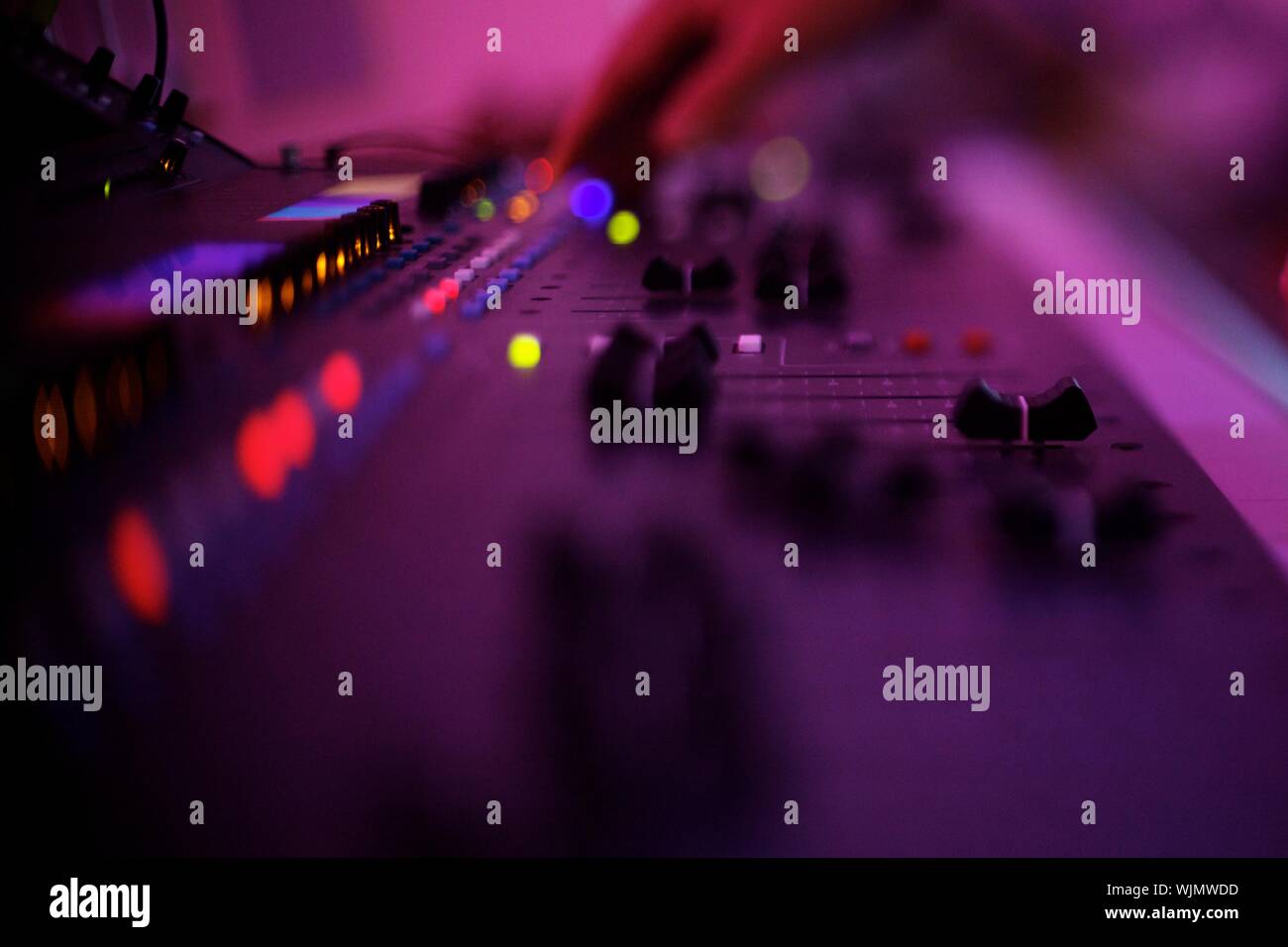 Operating sound hi-res stock photography and images - Alamy