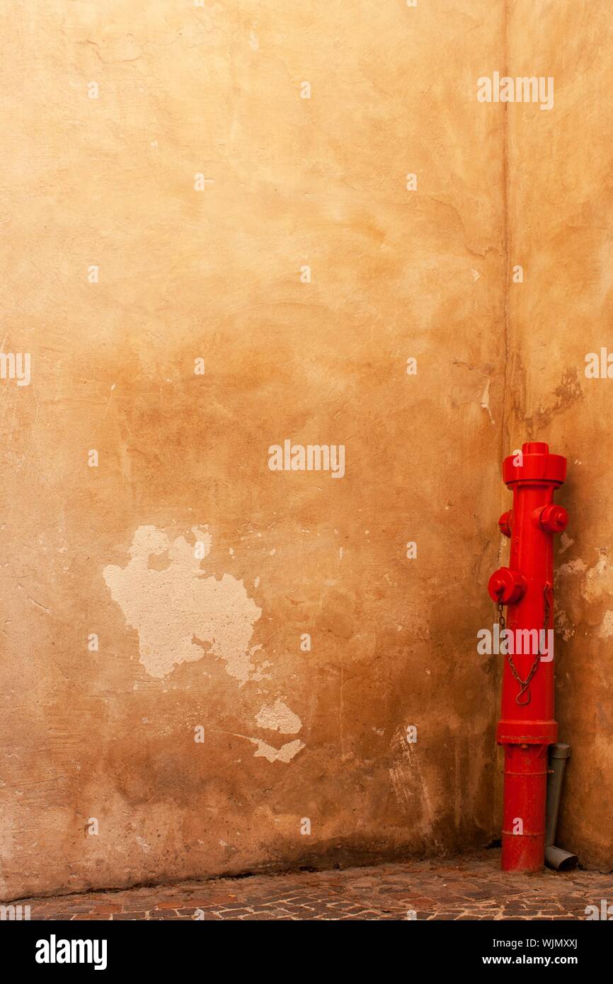 Fire protection wall hi-res stock photography and images - Alamy