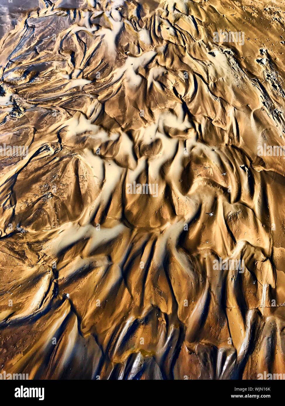 Wet sand desert hi-res stock photography and images - Alamy