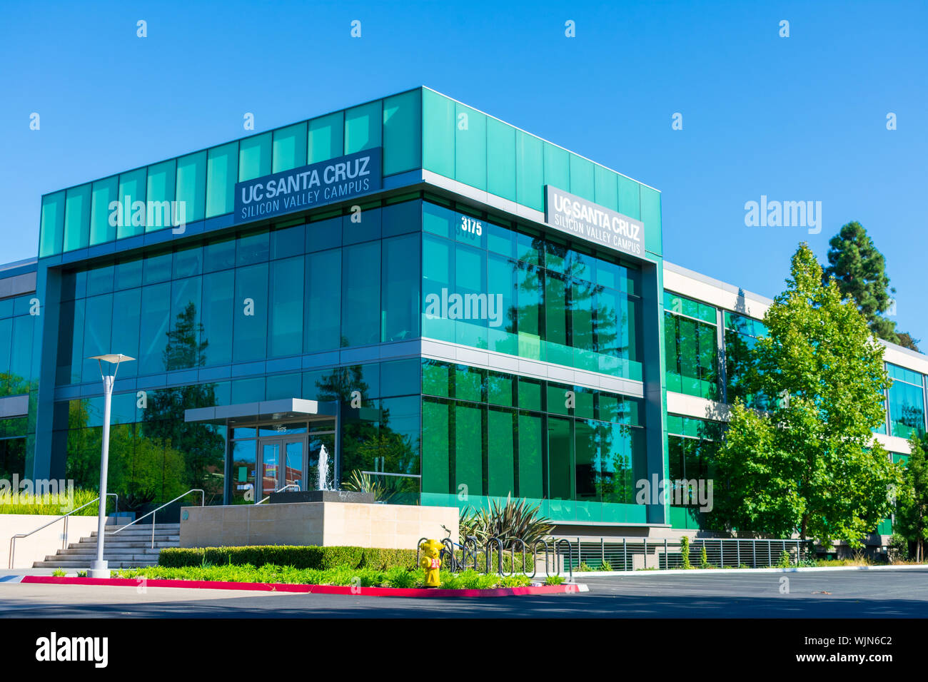 UC Santa Cruz Silicon Valley Extension public school campus facade ...