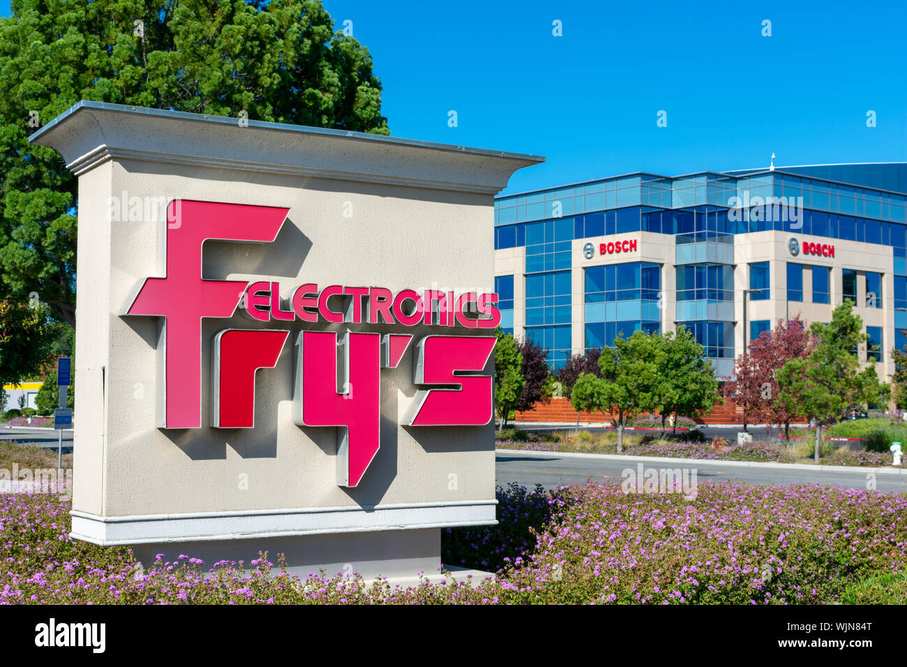 American retail chain hi-res stock photography and images - Alamy