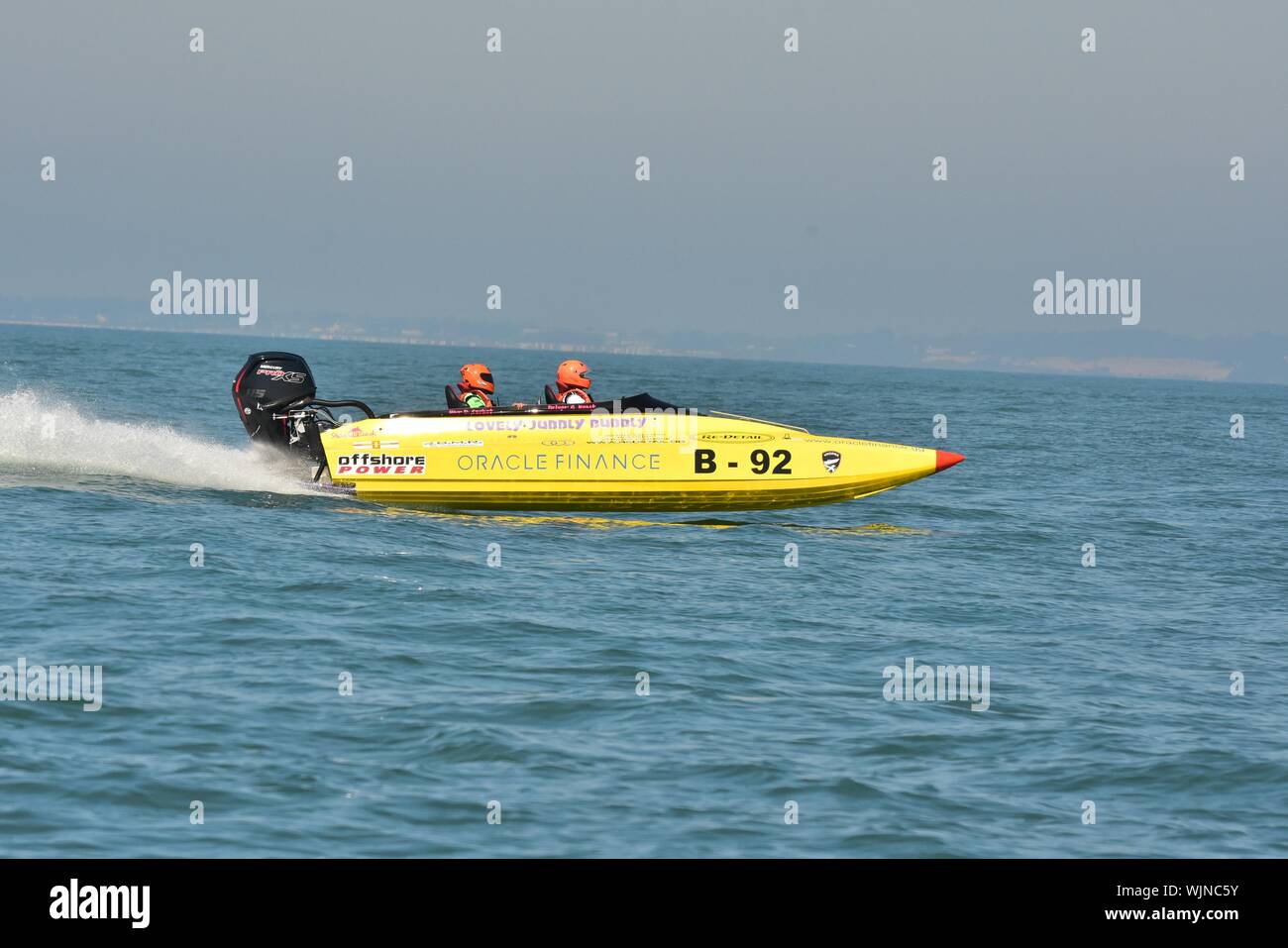Offshore race boat hi-res stock photography and images - Alamy