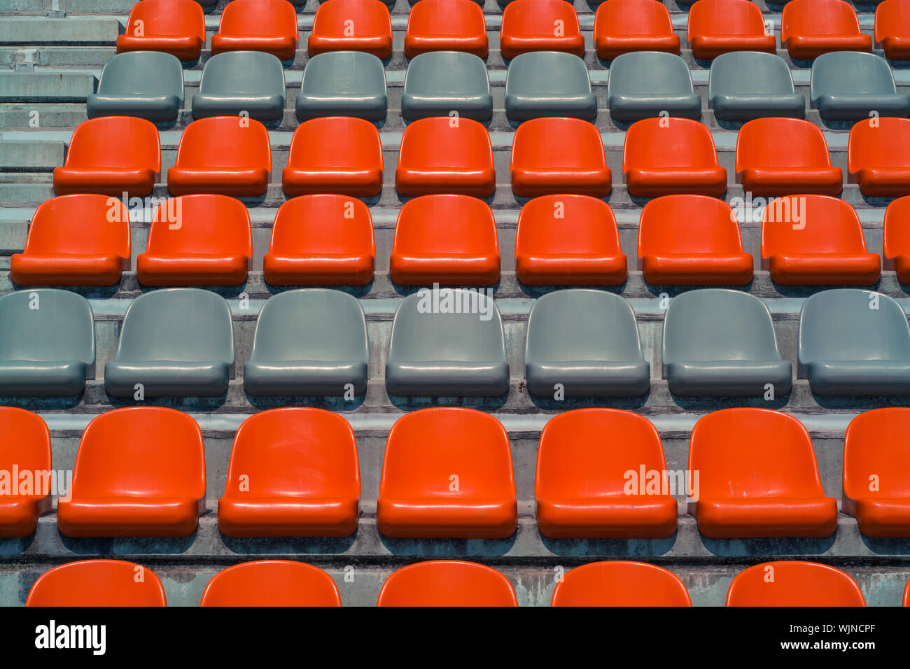 Row of seats stadium hi-res stock photography and images - Alamy