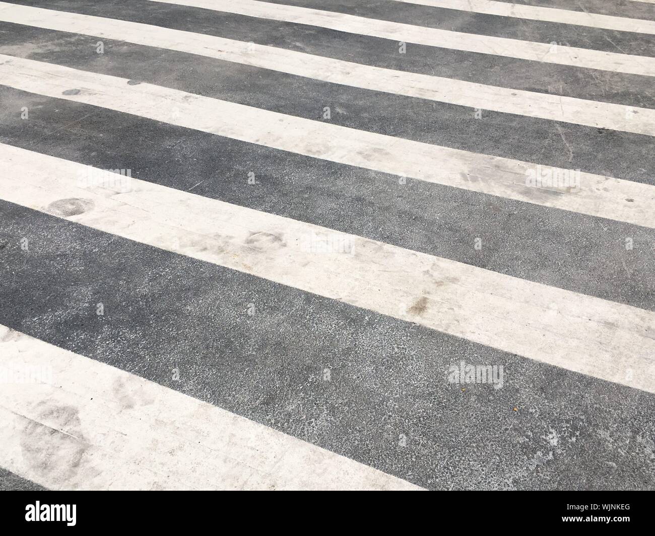 Crossing frame hi-res stock photography and images - Alamy
