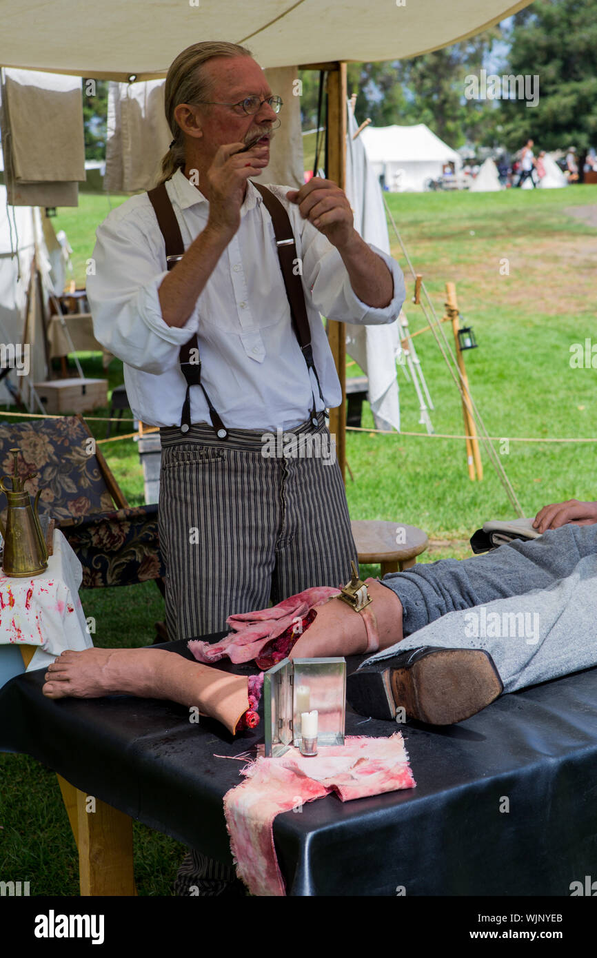 Civil war surgeon hi-res stock photography and images - Alamy