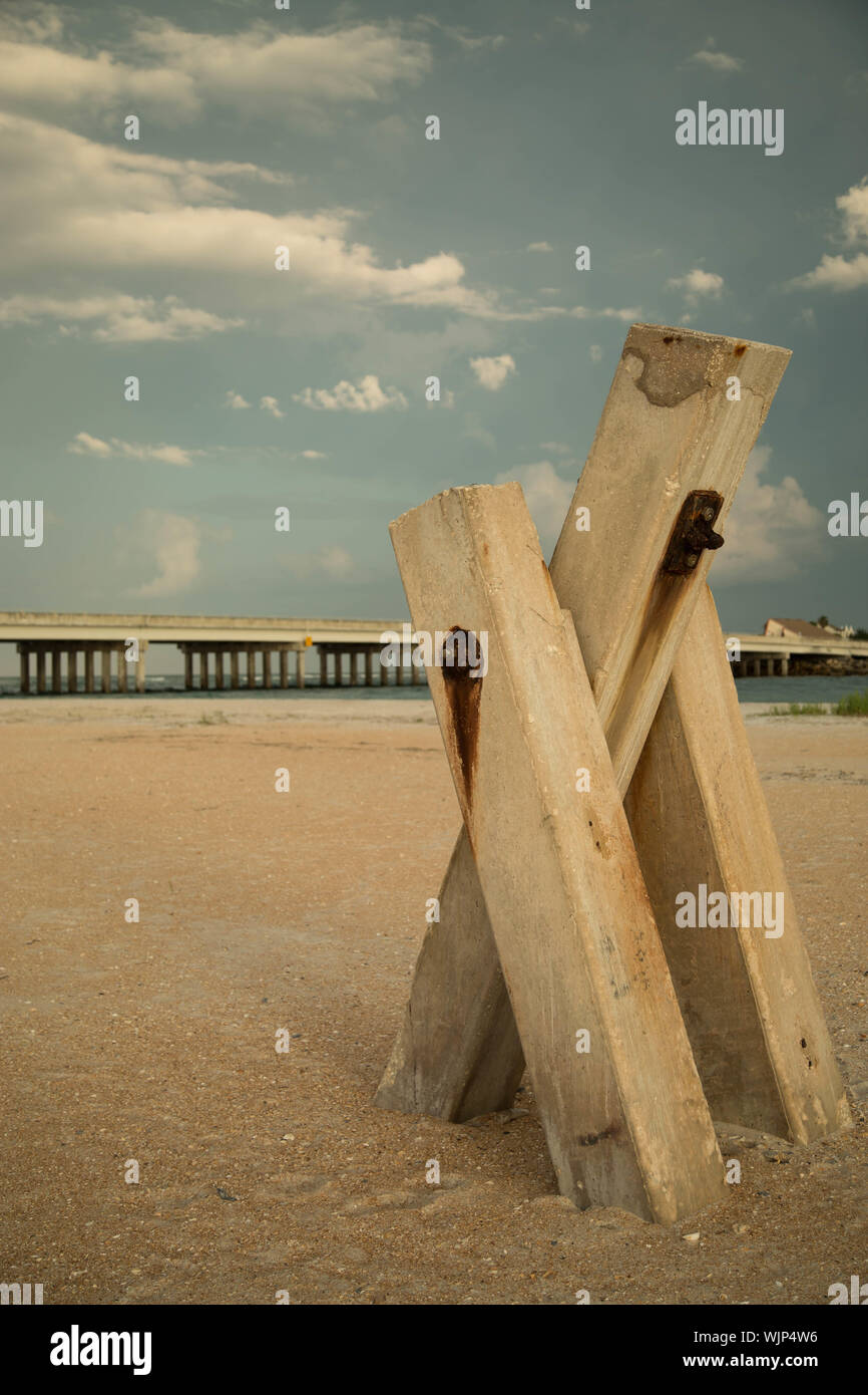 Wood construction on the beach hi-res stock photography and images - Alamy