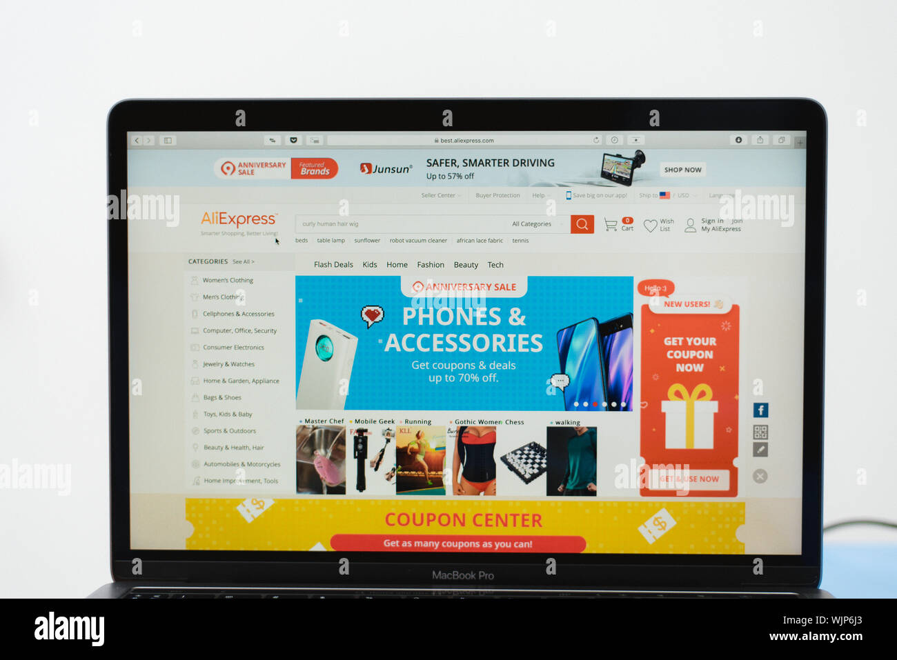 Aliexpress logo hi-res stock photography and images - Alamy