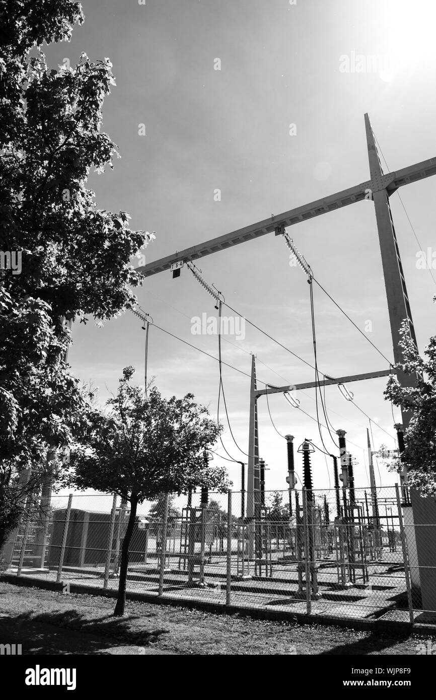 Centrale hydroelectrique Black and White Stock Photos & Images - Alamy