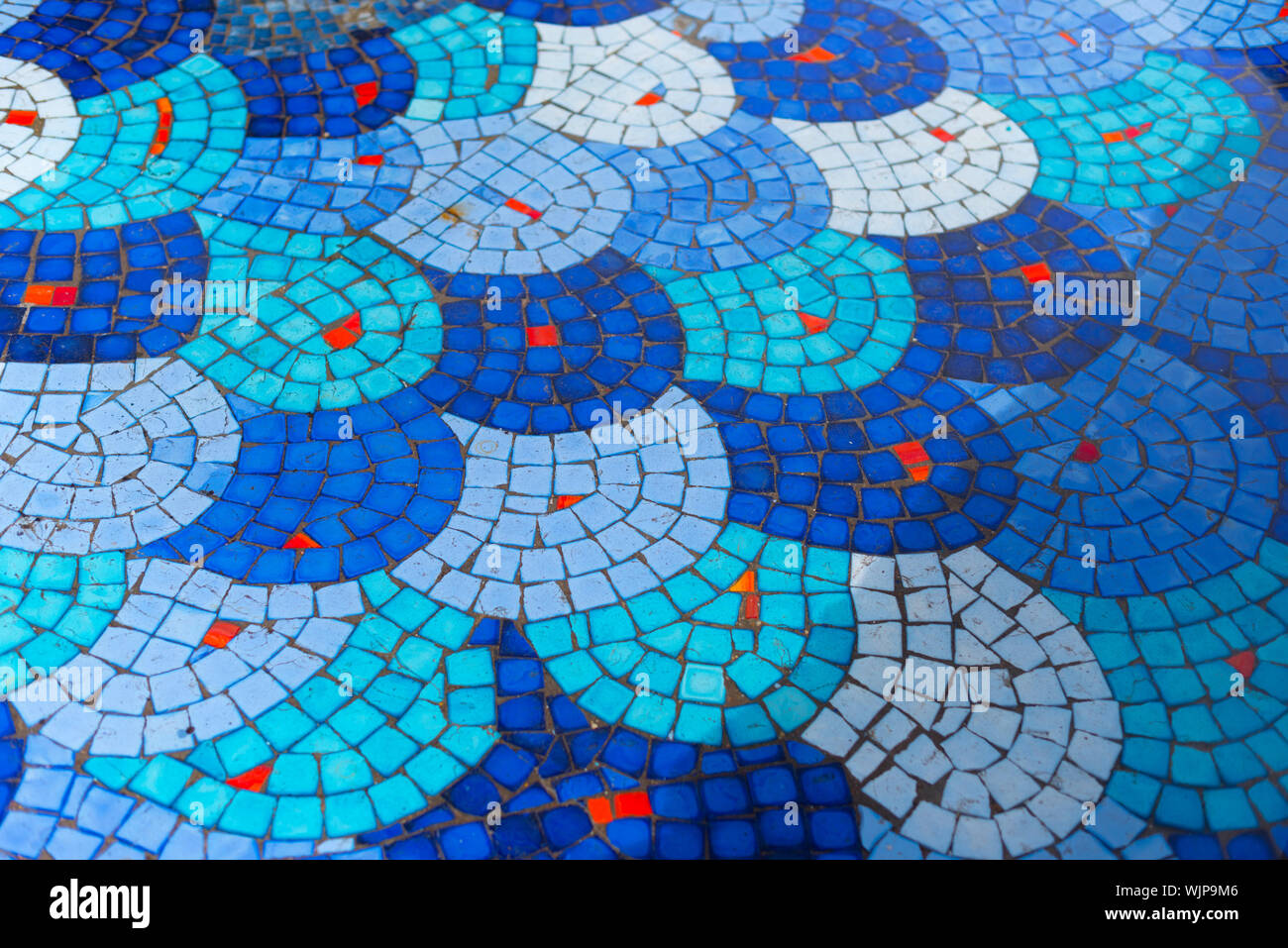 Semi circle semi hi-res stock photography and images - Alamy