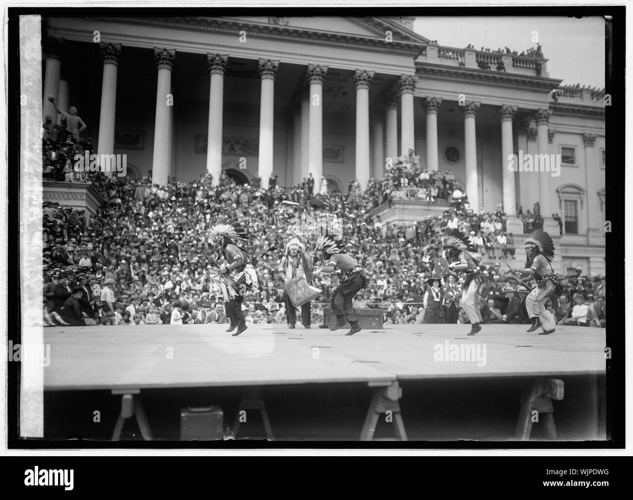 Hopi snake dance hi-res stock photography and images - Alamy