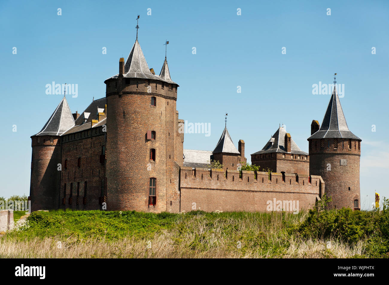 Exterior of Dutch old ancient castle Muiderslot Stock Photo - Alamy