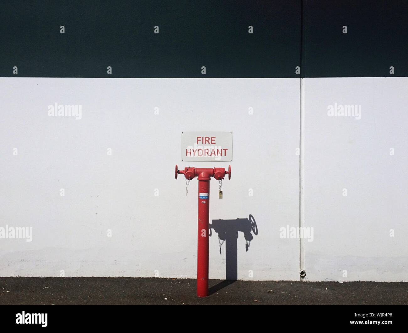 Red fire hydrant road hi-res stock photography and images - Alamy