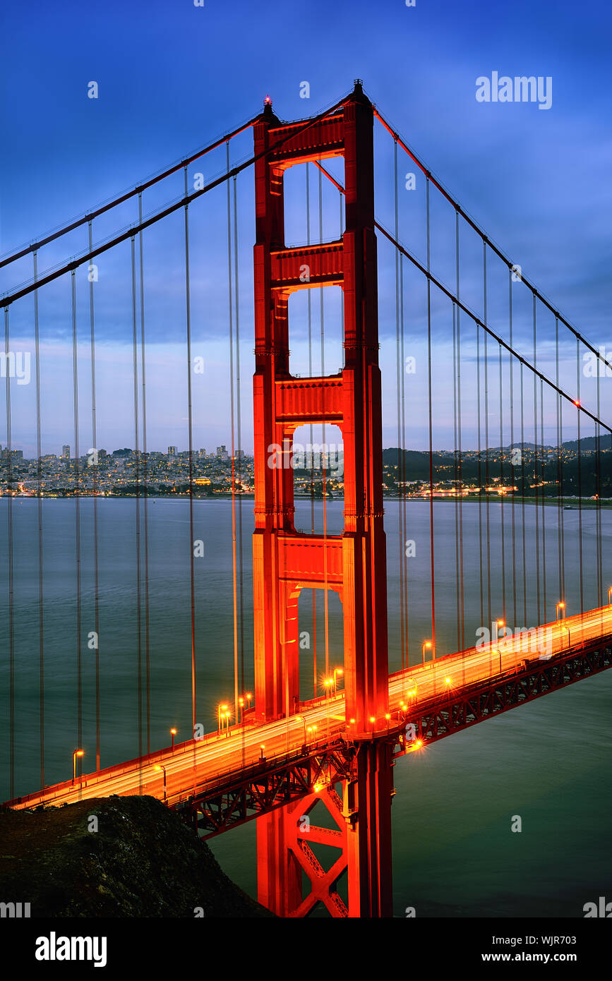famous Golden Gate Bridge, San Francisco at night, USA Stock Photo - Alamy