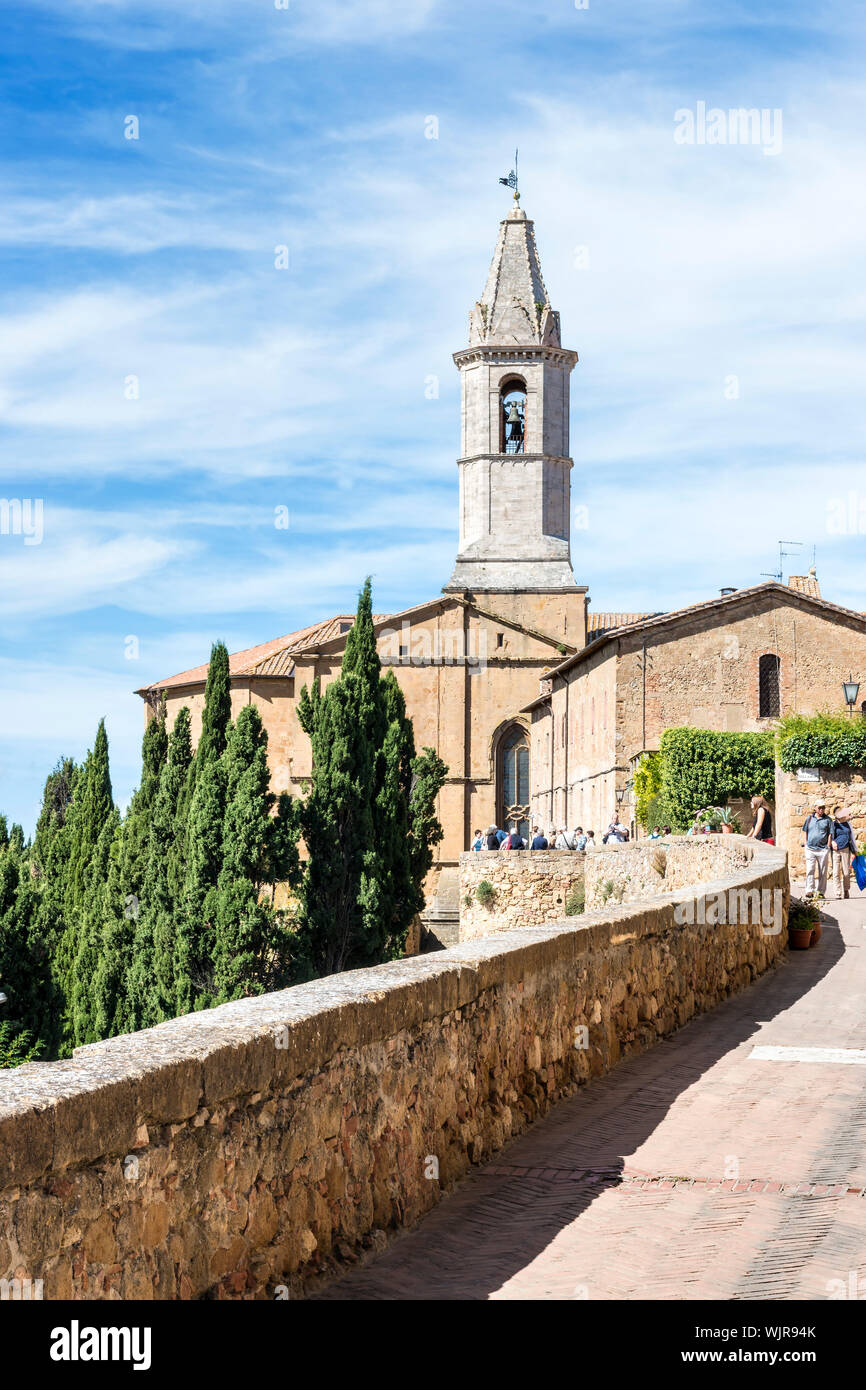 Pienza dom hi-res stock photography and images - Alamy