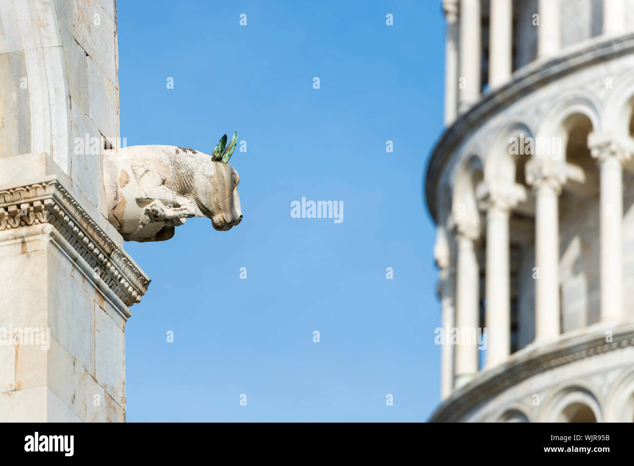 Sculpturer hi-res stock photography and images - Alamy