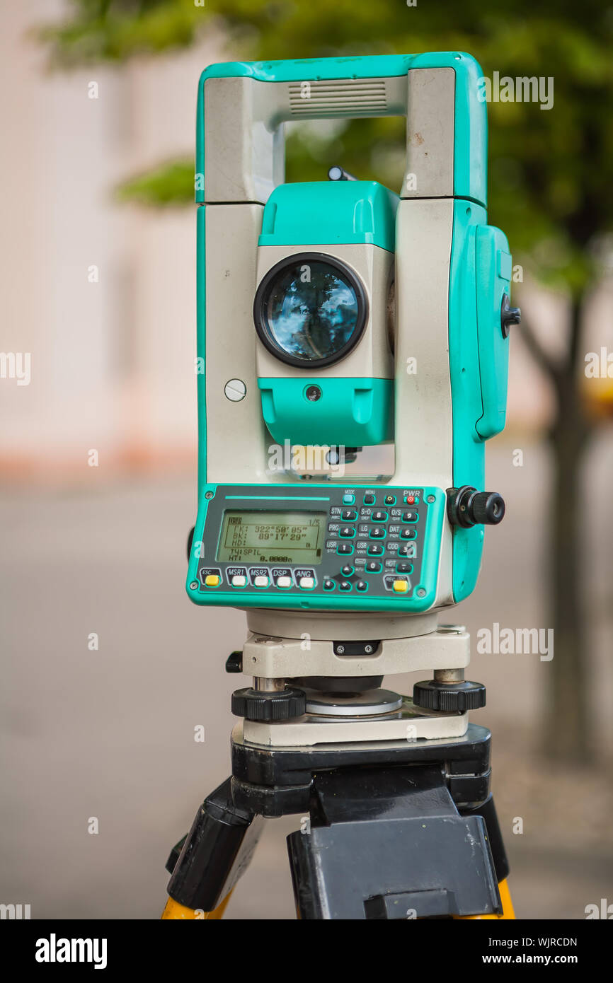 view on theodolite close up Stock Photo - Alamy