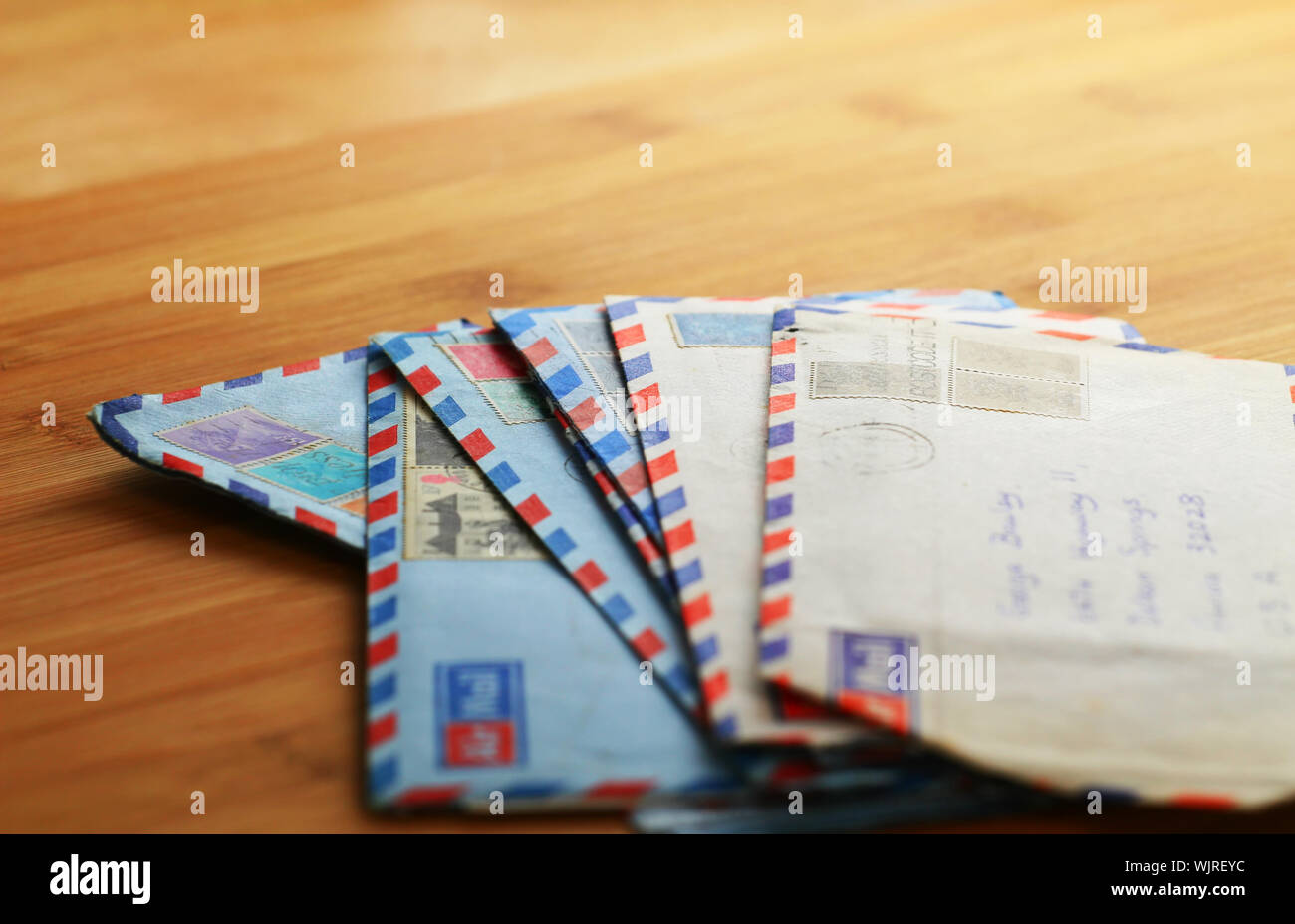 Airmail letters hi-res stock photography and images - Alamy