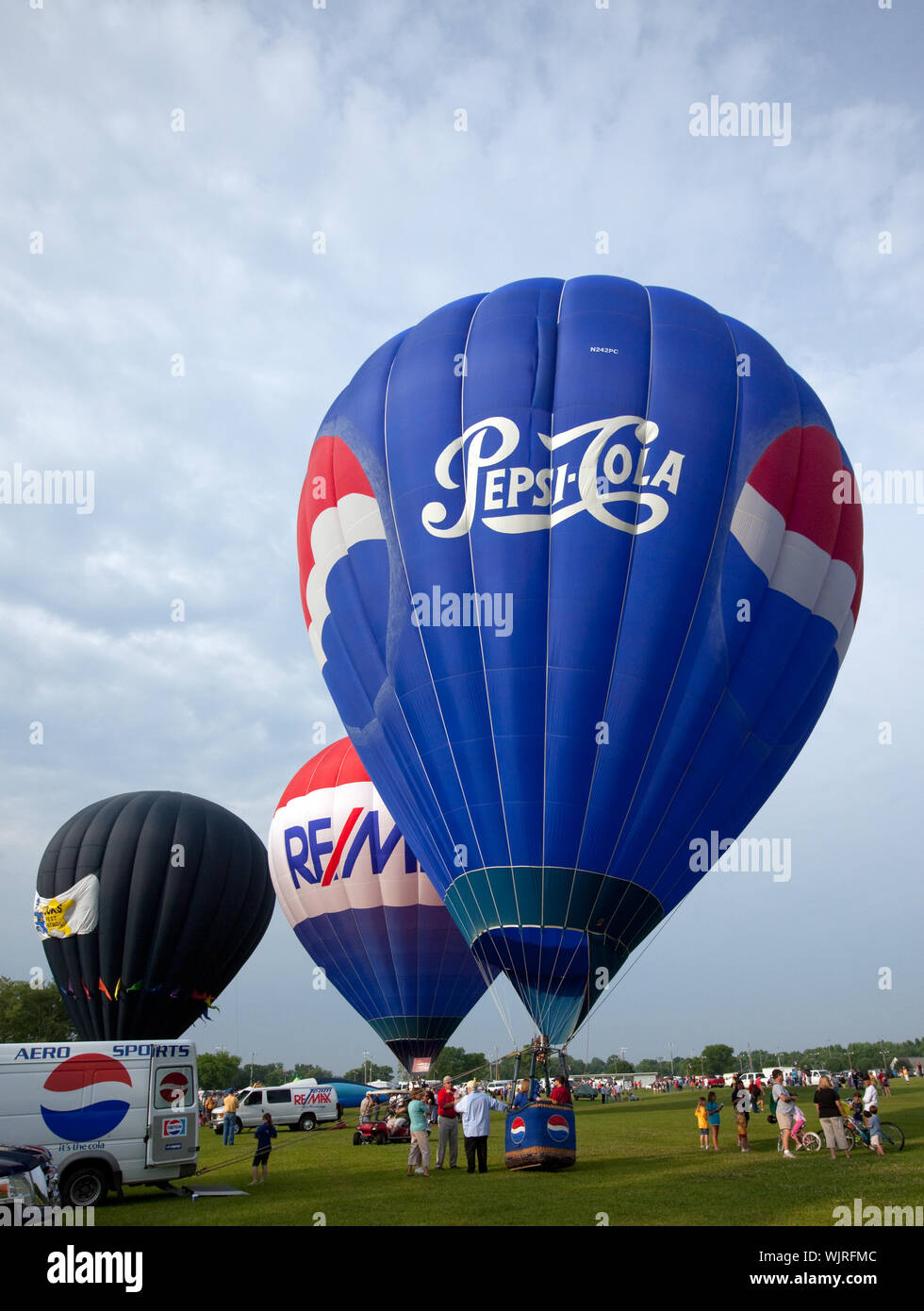 Hot Air Balloon Jubilee Festival, Decatur, Alabama Stock Photo - Alamy
