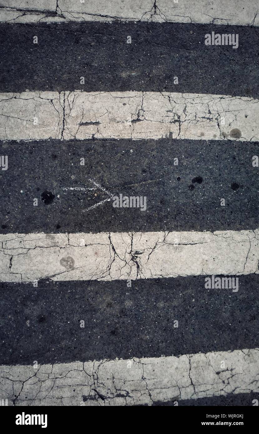 Crossing frame hi-res stock photography and images - Alamy