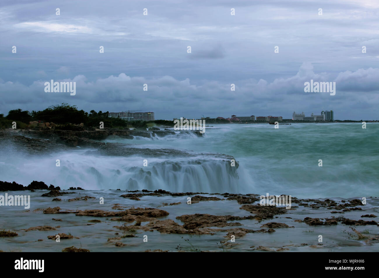 Stormy weathers on the caribbean island hi-res stock photography and ...