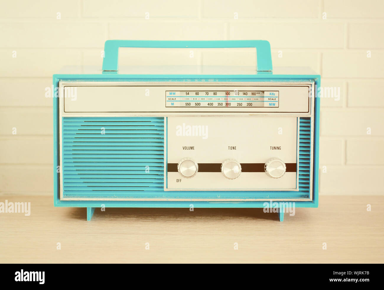 Blue transistor radio hi-res stock photography and images - Alamy