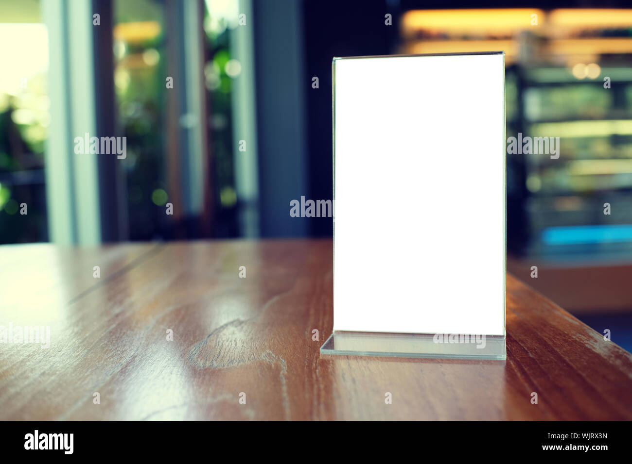 Menu restaurant paper hi-res stock photography and images - Alamy