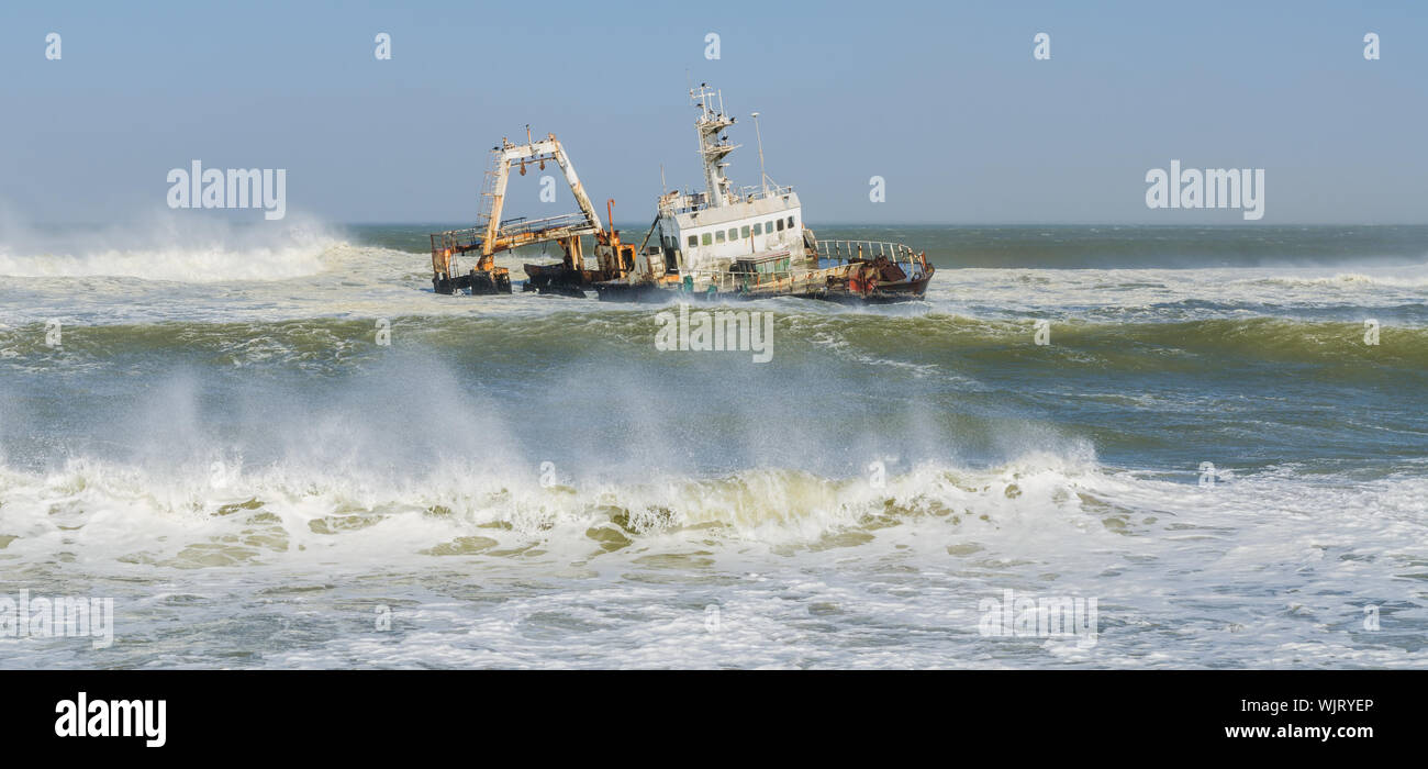 Rough sea waves fishing boat hi-res stock photography and images - Alamy