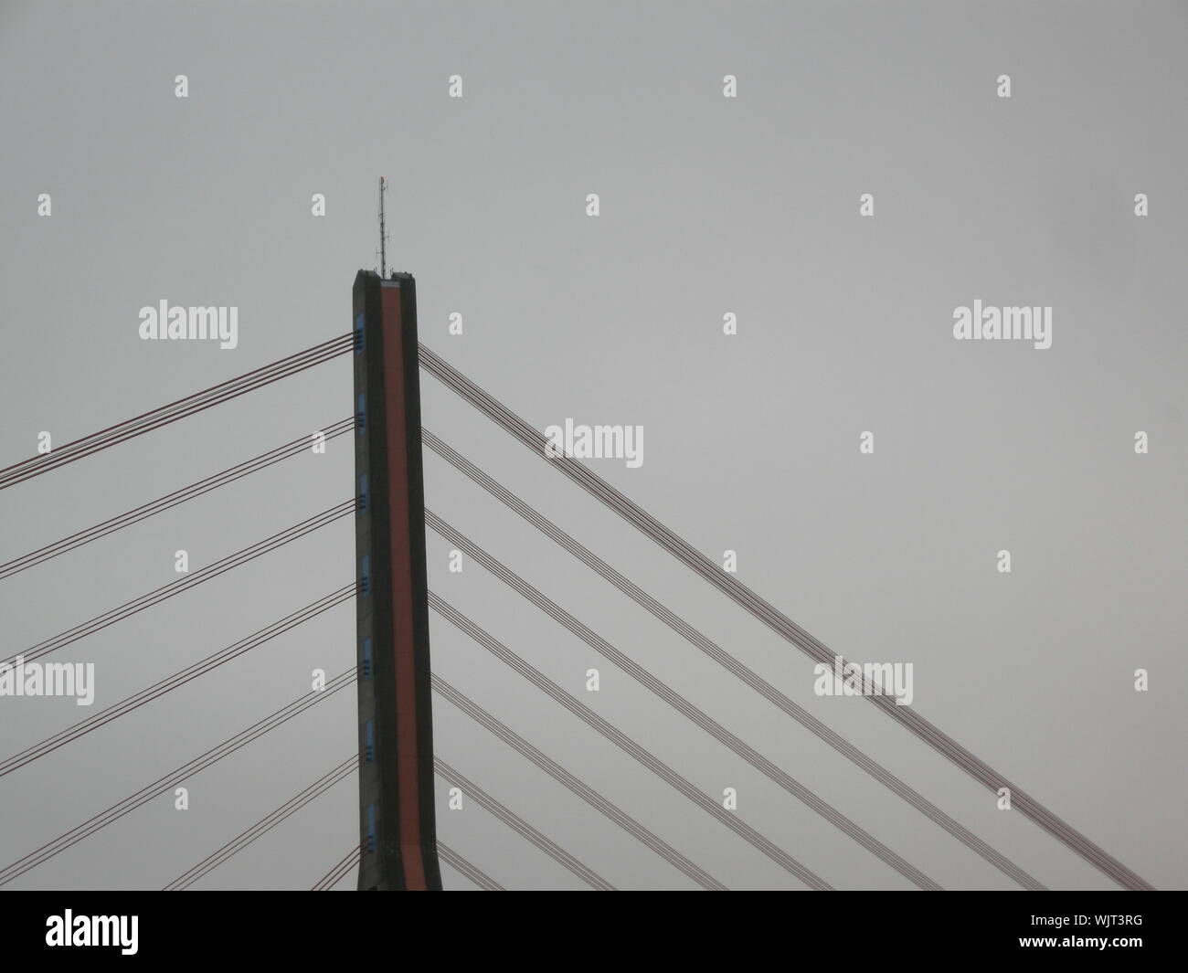 Bridge cables close up hi-res stock photography and images - Alamy