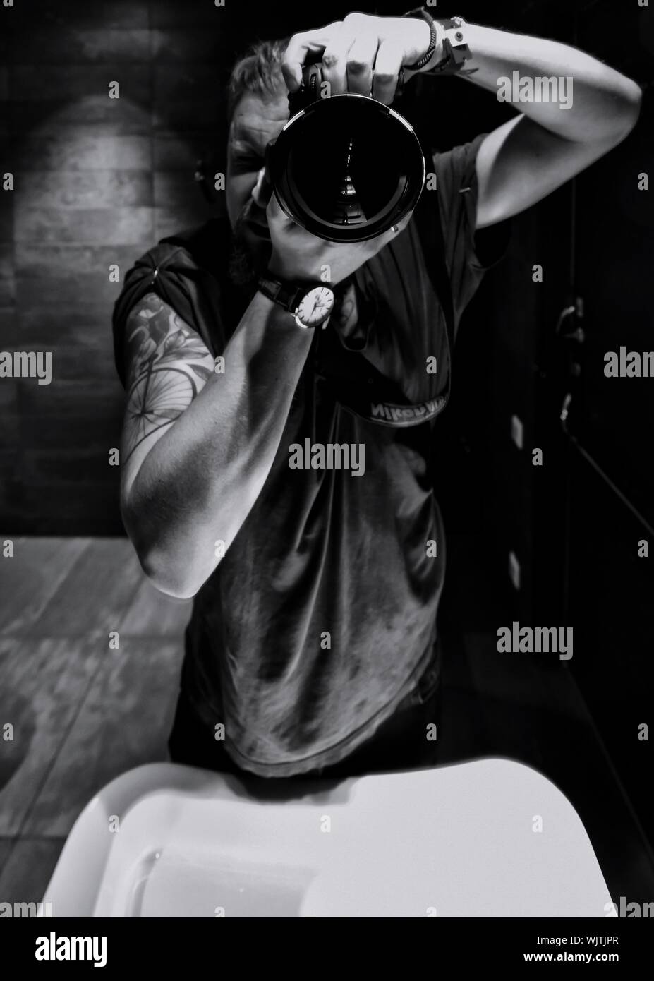 Reflection self portrait hi-res stock photography and images - Alamy