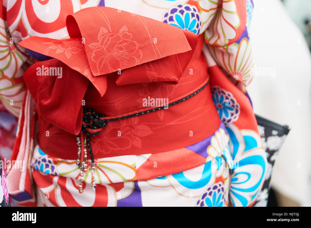Woman kimono rear view hi-res stock photography and images - Alamy