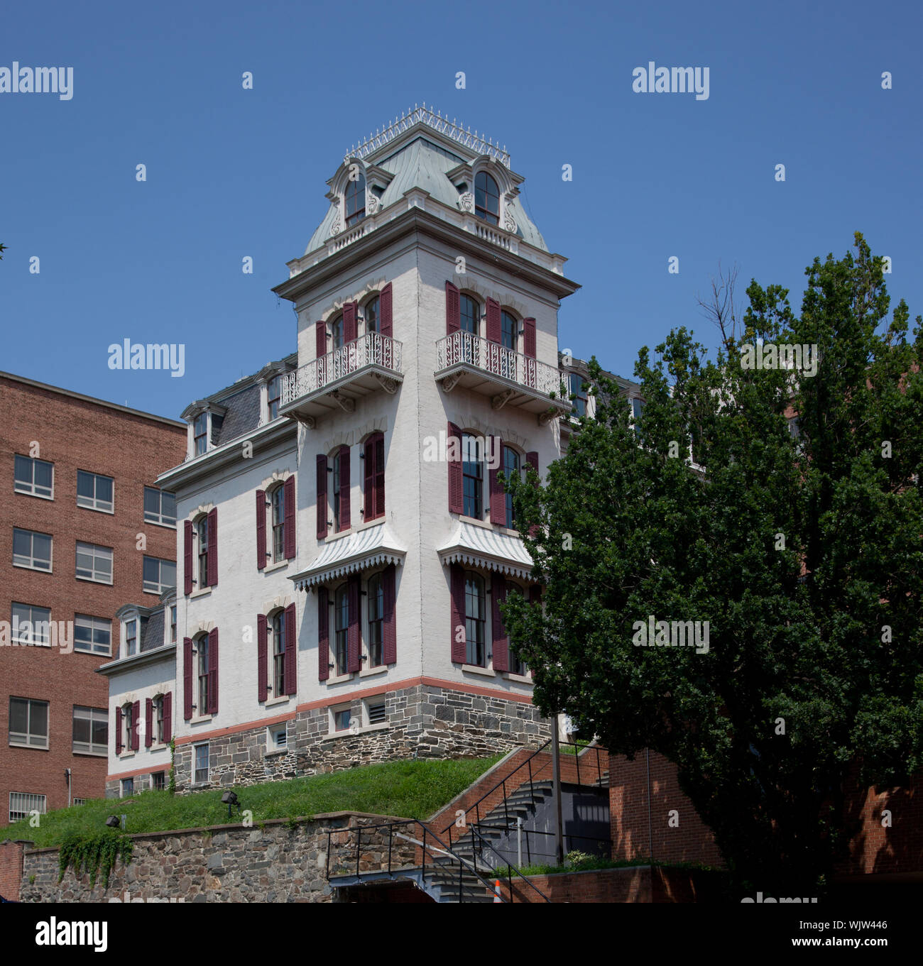 Howard hall hi-res stock photography and images - Alamy
