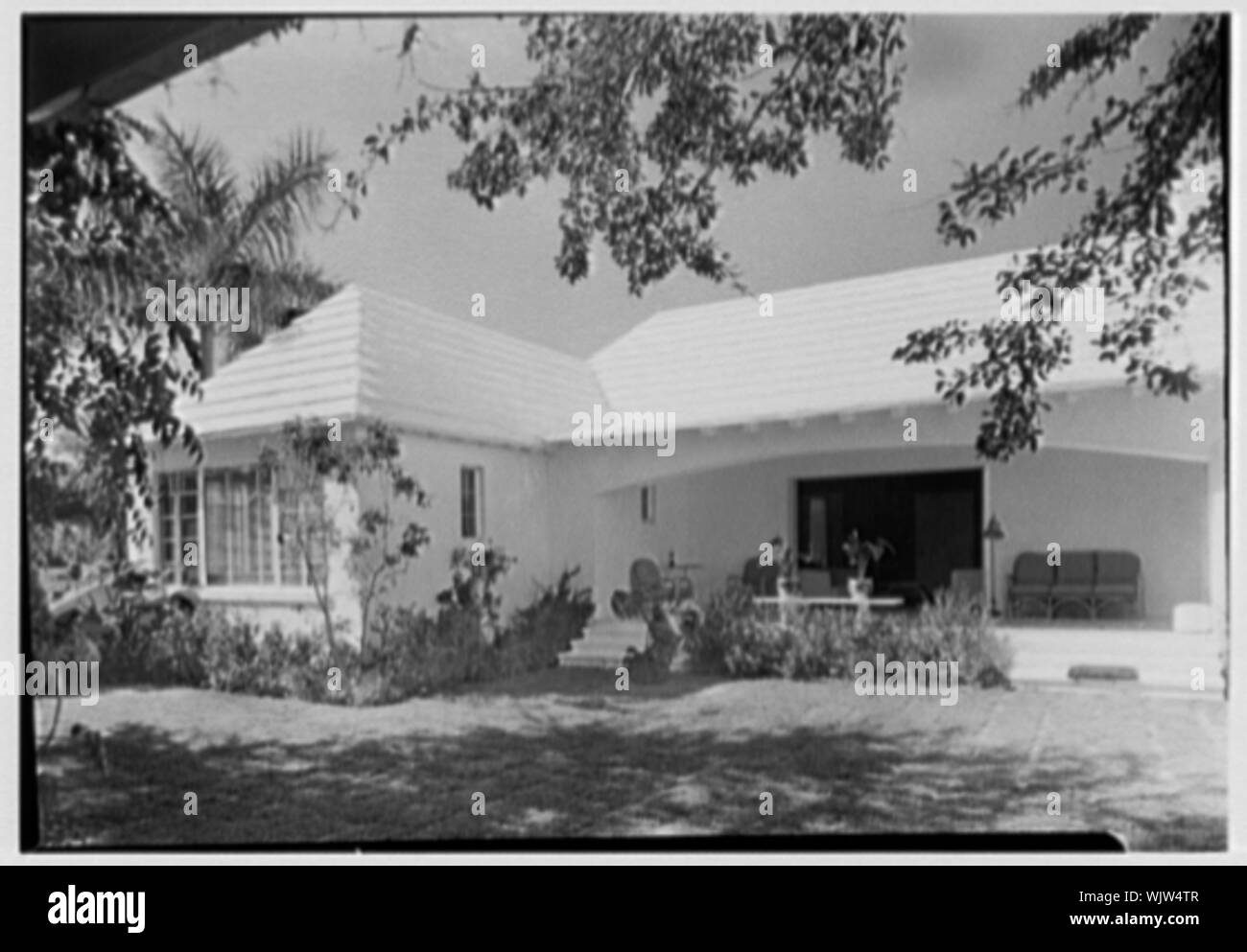 2525 Black and White Stock Photos & Images - Alamy