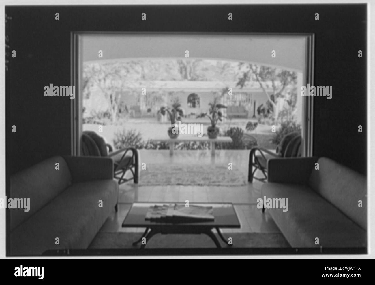 Howard beach Black and White Stock Photos & Images - Alamy