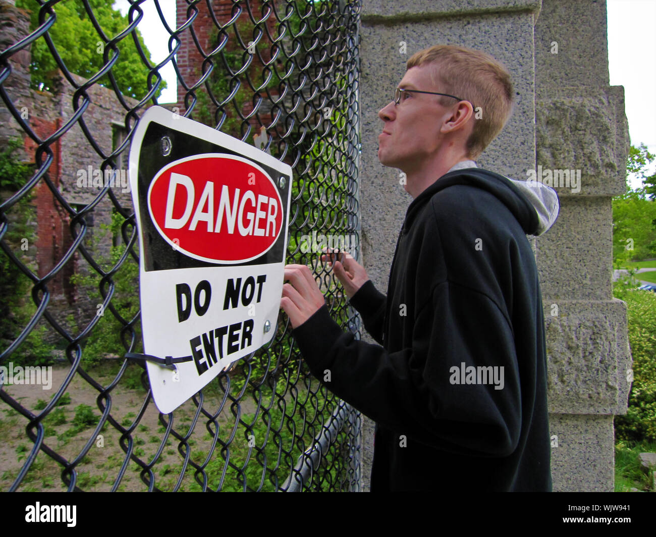 Man enter hi-res stock photography and images - Alamy