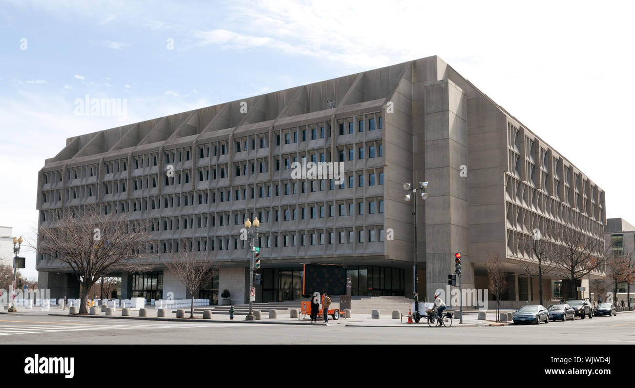 Hubert H. Humphrey Building, located at the foot of Capitol Hill ...