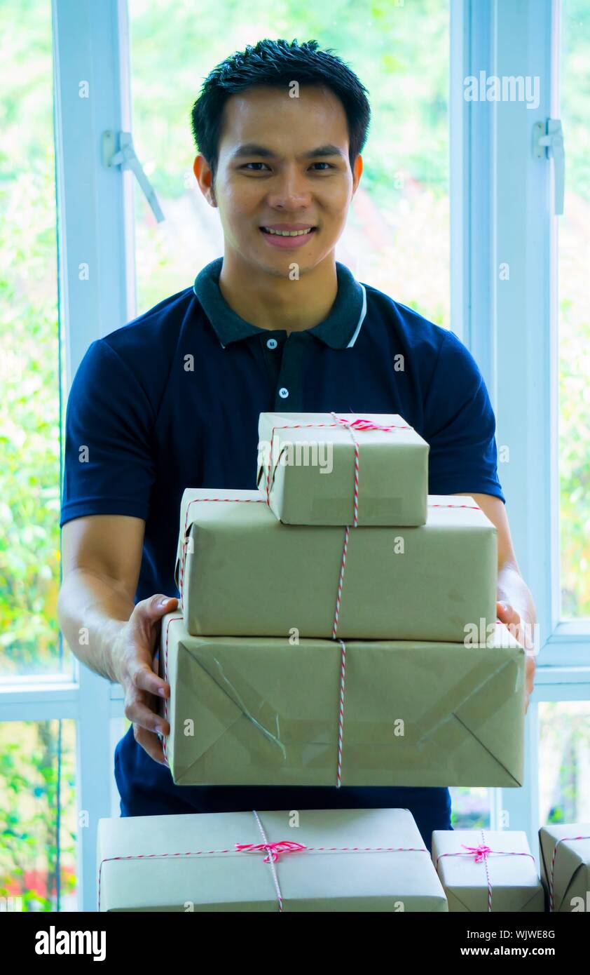 Wrapped man hi-res stock photography and images - Alamy